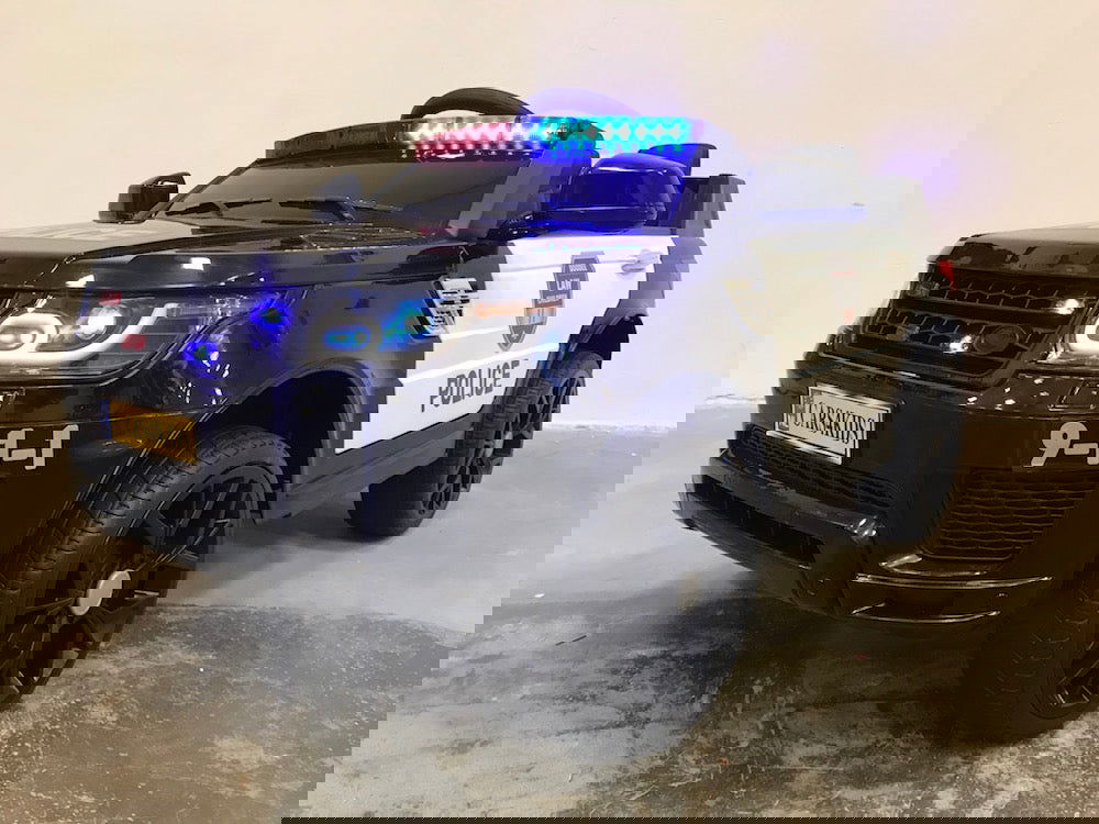 Elektrische kinderauto politie met megafoon kopen? | Ridecars.nl